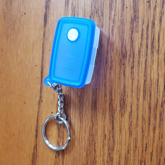 Tupperware | Kitchen | Tupperware Freeze Smart Keychain | Poshmark